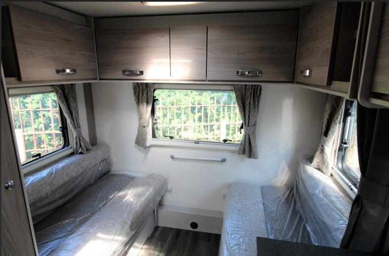 Swift Edge 486